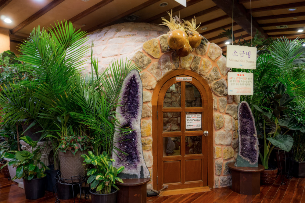 Why You Need to Try a Korean Spa - littlefashionstylist.com